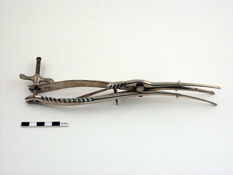 Dilator: Sims' uterine dilator, trivalve screw-action - Faculty of ...