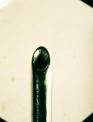 Photographs of prototype neurosurgical instruments - Faculty of ...