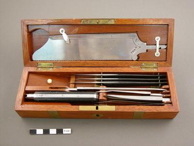 Surgical kit, in case - Faculty of Medicine, Dentistry and Health ...