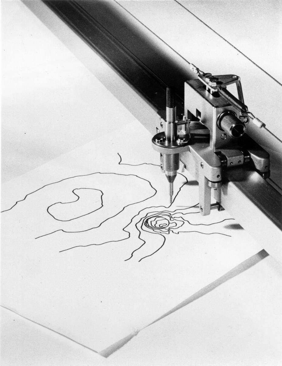 Black and white photograph of plotting device for fundus ...