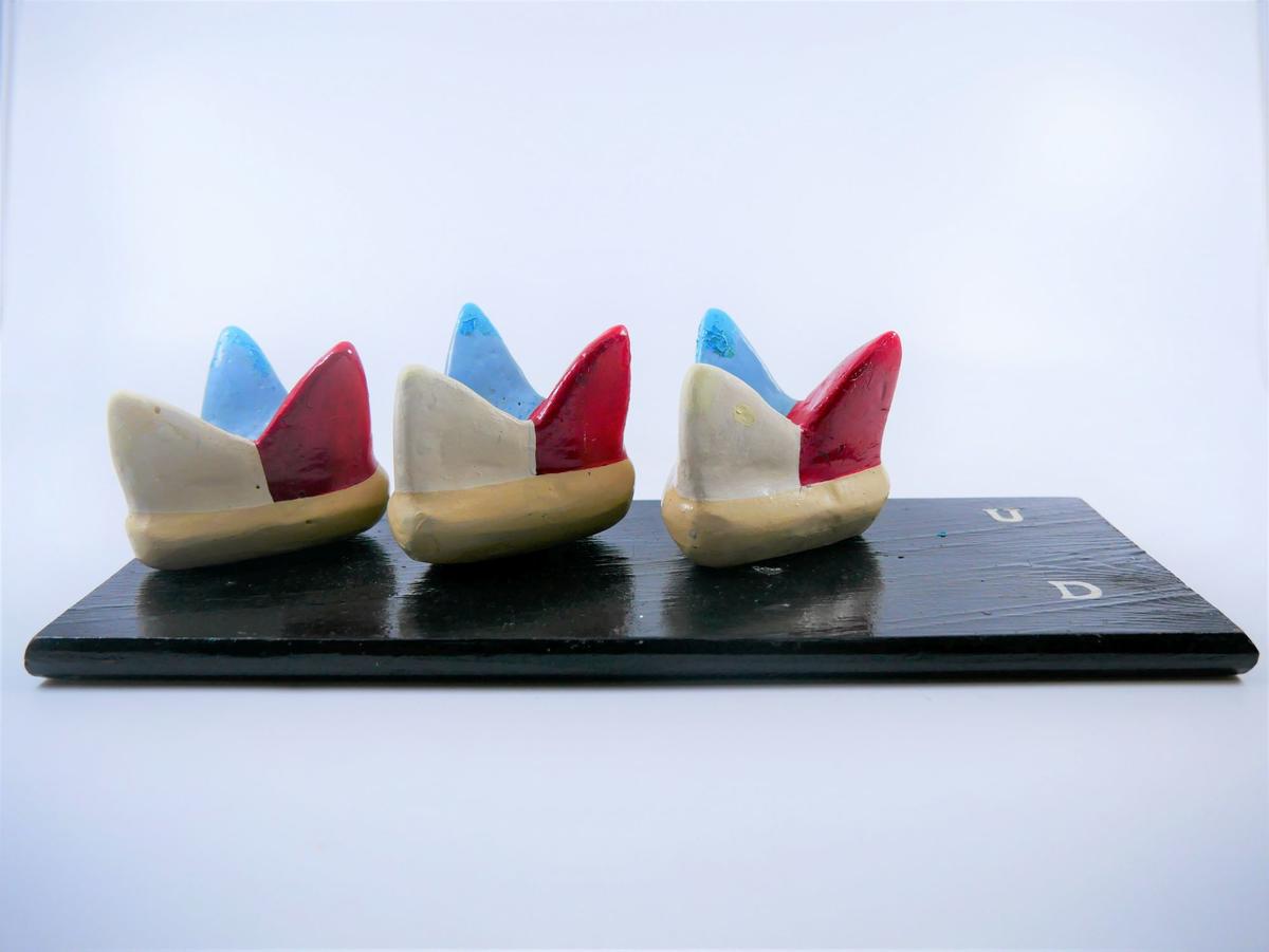 Teaching model of advanced Tritubercular teeth. Upper Distall (trigonid ...