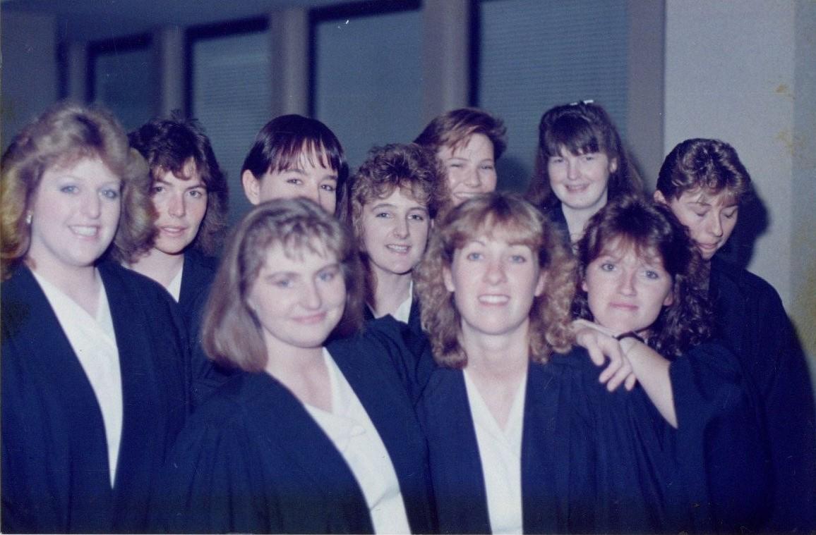 Graduation Diploma of Applied Science (Dental Therapy) students (1988/ ...