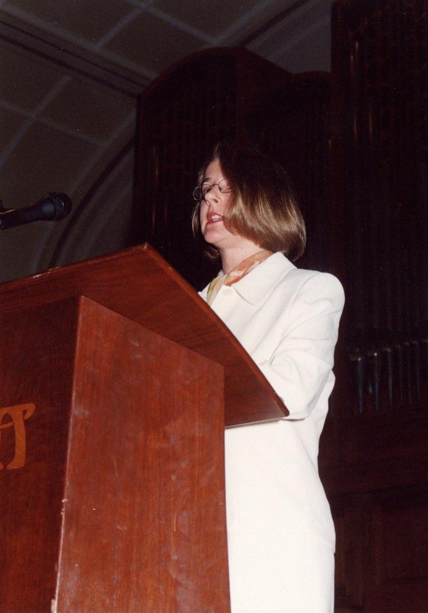 Tracey Batten, CEO Department of Human Services Victoria - Faculty of ...