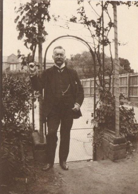 Dr Edward "Frank" Francis Laffan O’Sullivan (1864-1942), Richmond circa ...