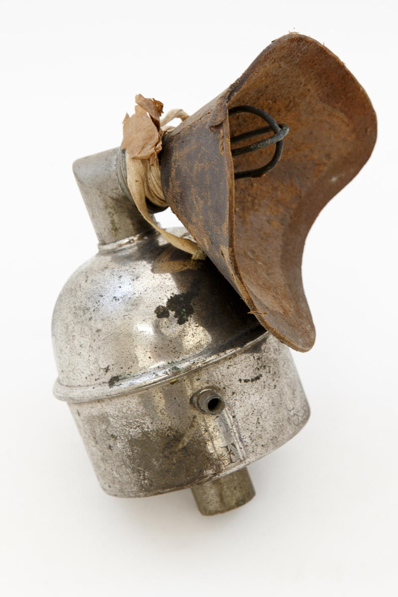 Clover's portable ether inhaler - Faculty of Medicine, Dentistry and ...