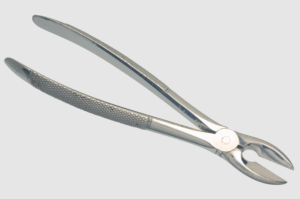Lower stumps extracting forceps - Faculty of Medicine, Dentistry and ...