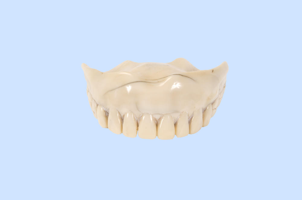 Full upper ivory denture - Faculty of Medicine, Dentistry and Health ...