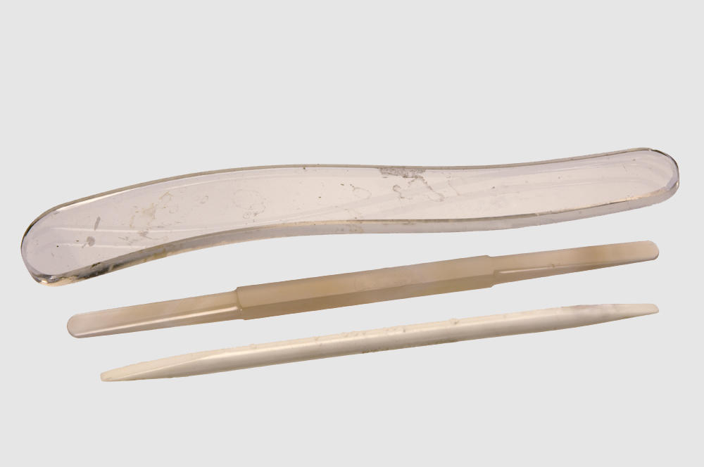 Spatula, Plastic - Faculty of Medicine, Dentistry and Health Sciences ...