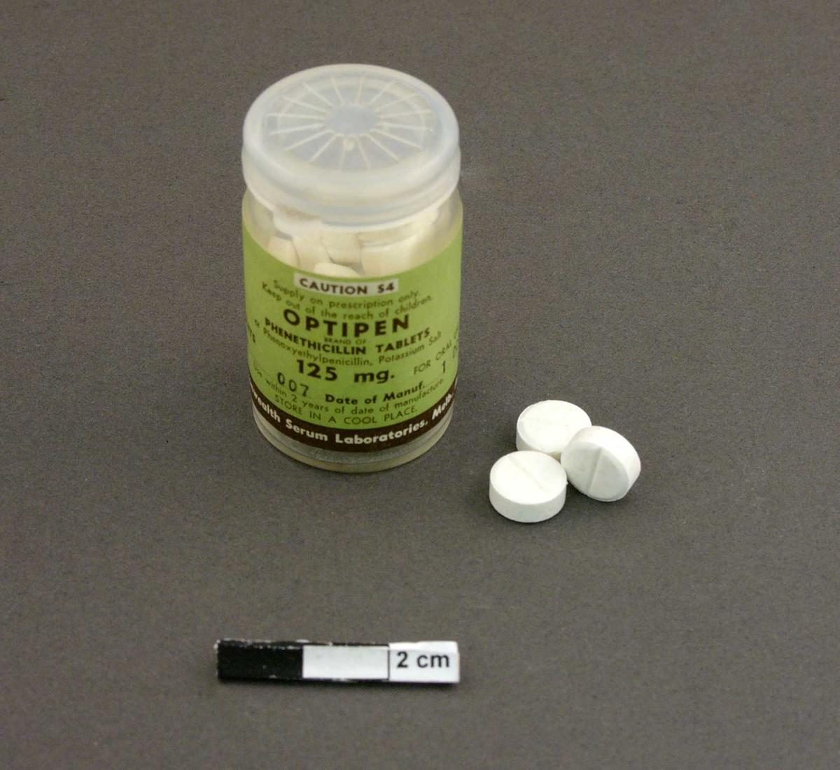 Bottle: very small bottle of "Optipen" pencillin tablets - Faculty of ...